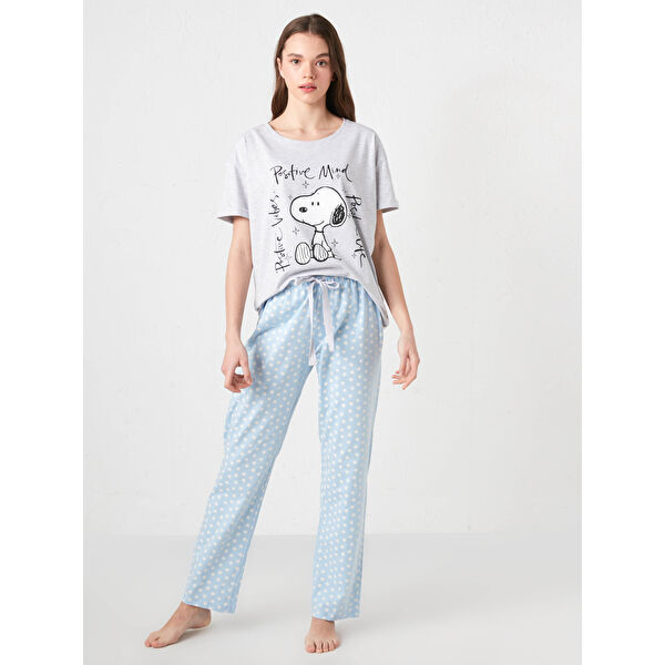 LCW DREAM Bisiklet Yaka Snoopy Baskılı Kısa Kollu Kadın Pijama Takımı LCW DREAM Bisiklet Yaka Snoopy Baskılı Kısa Kollu Kadın Pijama Takımı