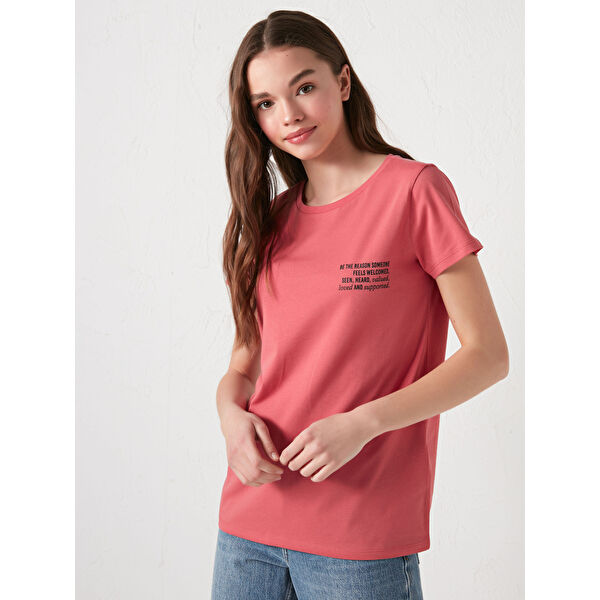 LCW CASUAL Bisiklet Yaka Slogan Baskılı Kısa Kollu Pamuklu Kadın Tişört