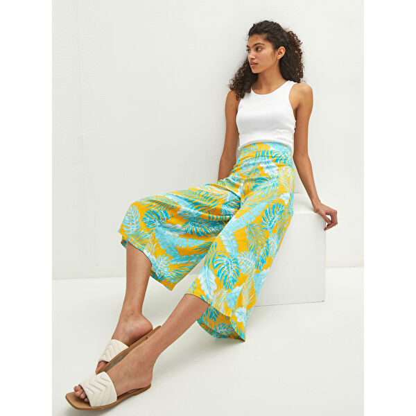 Beli Lastikli Baskılı Geniş Paça Poplin Kadın Capri Beli Lastikli Baskılı Geniş Paça Poplin Kadın Capri