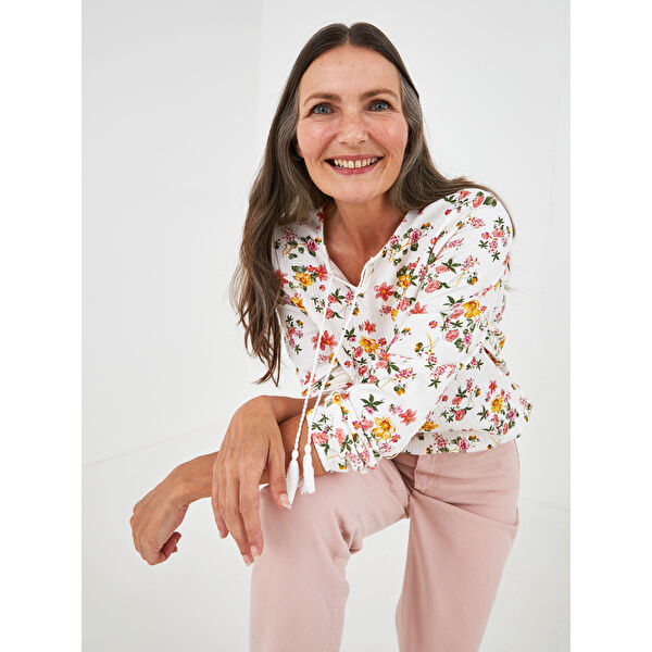 LCW GRACE Bağlamalı Yaka Çiçek Baskılı Uzun Kollu Kadın Bluz LCW GRACE Bağlamalı Yaka Çiçek Baskılı Uzun Kollu Kadın Bluz