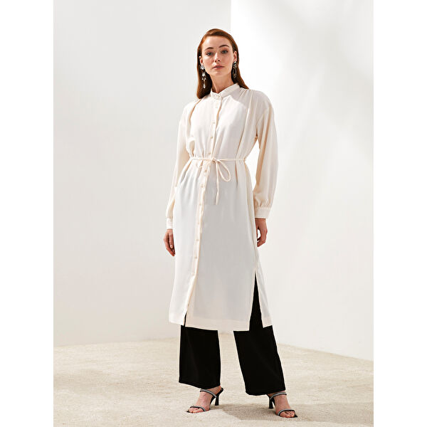 MODEST Hakim Yaka Beli Bağlama Detaylı Uzun Kollu Medine İpeği Kumaş Oversize Kadın Tunik MODEST Hakim Yaka Beli Bağlama Detaylı Uzun Kollu Medine İpeği Kumaş Oversize Kadın Tunik