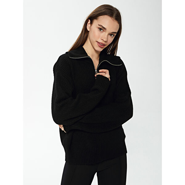 LCW VISION Yarım Balıkçı Yaka Düz Uzun Kollu Yakası Fermuarlı Kadın Triko Kazak