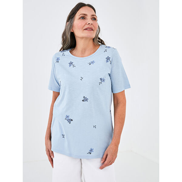 LCW GRACE Bisiklet Yaka Baskılı Kısa Kollu Kadın Tişört LCW GRACE Bisiklet Yaka Baskılı Kısa Kollu Kadın Tişört