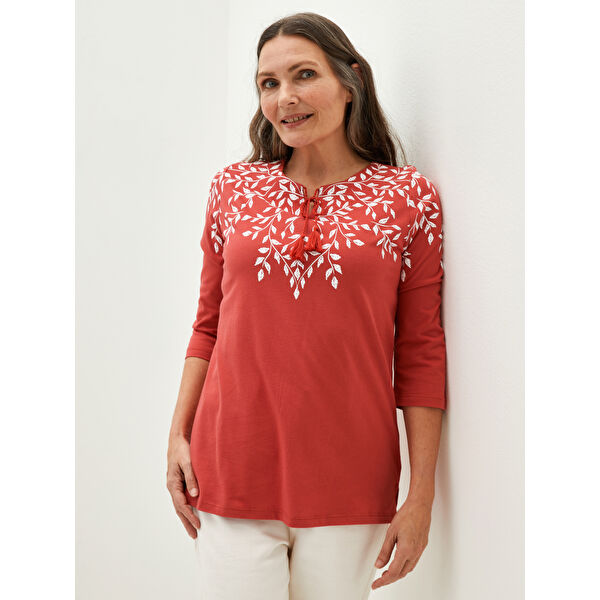 LCW GRACE Bağlamalı Yaka Nakışlı Kadın Bluz LCW GRACE Bağlamalı Yaka Nakışlı Kadın Bluz