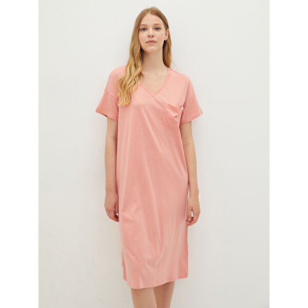 LCW DREAM V Yaka Düz Cep Detaylı Kısa Kollu Kadın Gecelik