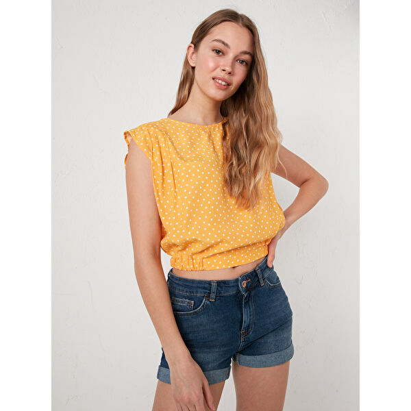 LCW VISION Bisiklet Yaka Puantiye Desenli Crop Maroken Kumaş Kadın Bluz LCW VISION Bisiklet Yaka Puantiye Desenli Crop Maroken Kumaş Kadın Bluz