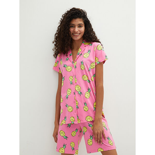 LCW DREAM Gömlek Yaka Ananas Baskılı Kısa Kollu Pamuklu Kadın Şortlu Pijama Takımı LCW DREAM Gömlek Yaka Ananas Baskılı Kısa Kollu Pamuklu Kadın Şortlu Pijama Takımı
