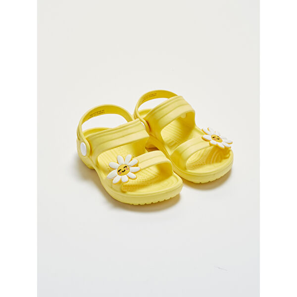 Çiçek Aplikeli Kız Bebek Sandalet