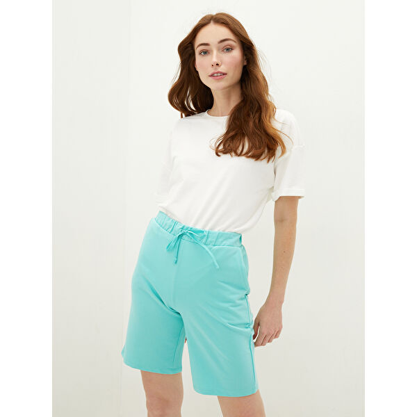 LCW BASIC Beli Lastikli Düz Cep Detaylı Pamuklu Kadın Bermuda Şort LCW BASIC Beli Lastikli Düz Cep Detaylı Pamuklu Kadın Bermuda Şort