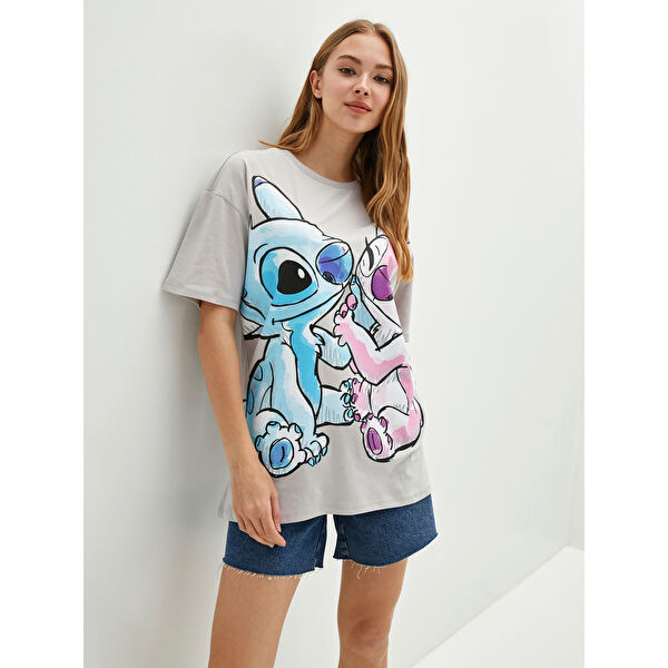 LCW CASUAL Bisiklet Yaka Lilo & Stitch Baskılı Kısa Kollu Kadın Tişört
