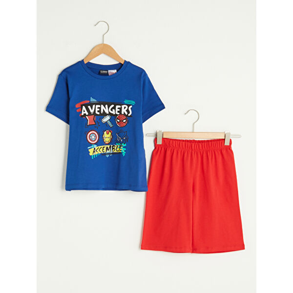 Bisiklet Yaka Avengers Baskılı Kısa Kollu Erkek Çocuk Şortlu Pijama Takımı Bisiklet Yaka Avengers Baskılı Kısa Kollu Erkek Çocuk Şortlu Pijama Takımı