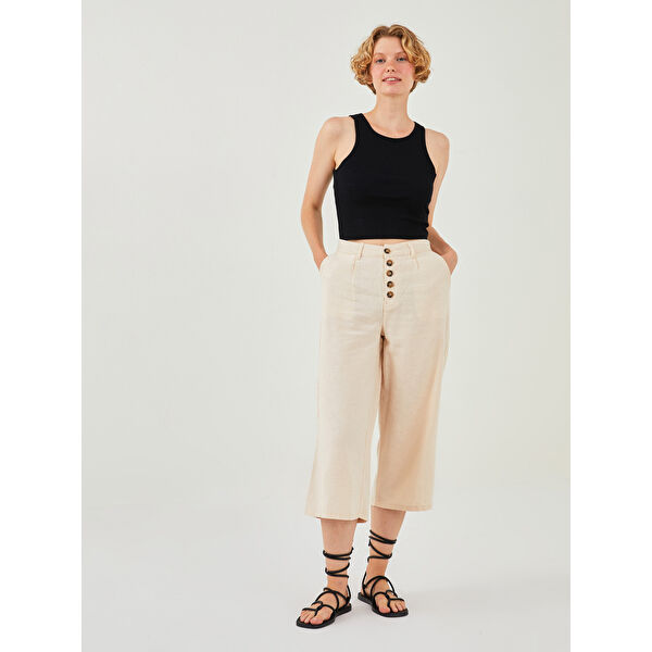 LCW CASUAL Bol Fit Cep Detaylı Gabardin Kumaş Kadın Capri