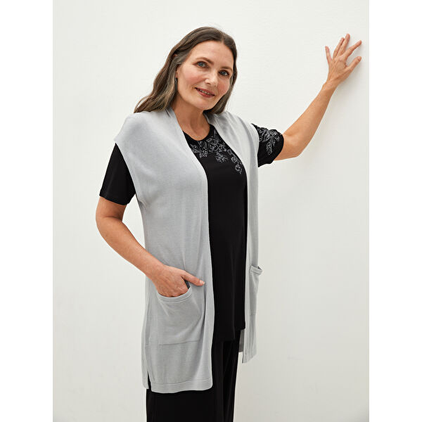 LCW GRACE Cep Detaylı Düz Kolsuz Kadın Triko Yelek LCW GRACE Cep Detaylı Düz Kolsuz Kadın Triko Yelek