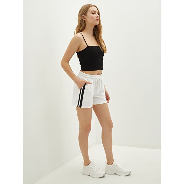 LCW CASUAL Beli Lastikli Şerit Detaylı Cepli Kadın Şort