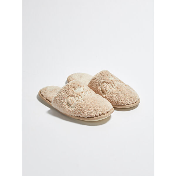 Kadın Nakışlı Pelüş Terlik