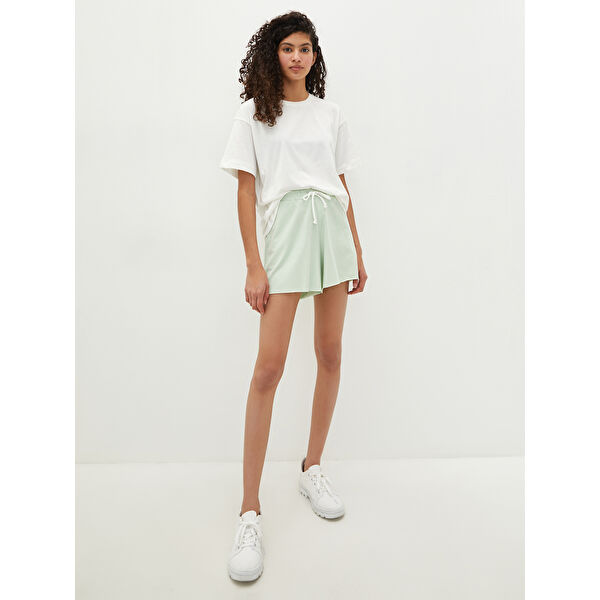 Beli Lastikli Düz Cep Detaylı Kadın Bermuda Şort