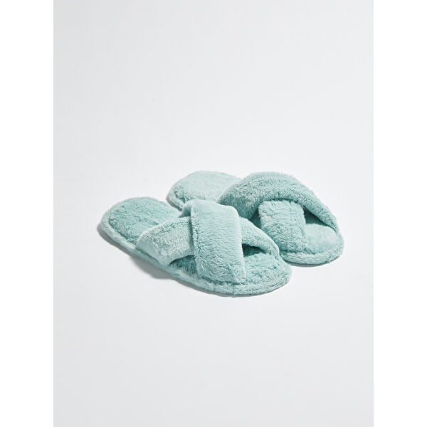 Kadın Çapraz Bant Pelüş Ev Terliği Kadın Çapraz Bant Pelüş Ev Terliği