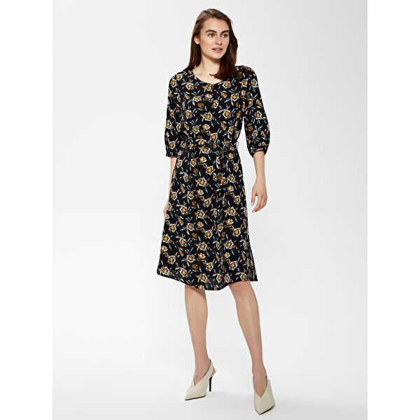 LCW GRACE Bisiklet Yaka Beli Kuşaklı Çiçek Baskılı Maroken Kumaş Kadın Elbise