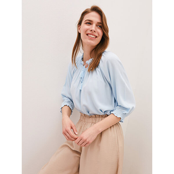 LCW CLASSIC Fırfırlı Bağlamalı Yaka Düz Krinkle Kumaş Kadın Bluz