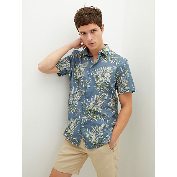 LCW CASUAL Regular Fit Kısa Kollu Desenli Poplin Erkek Gömlek LCW CASUAL Regular Fit Kısa Kollu Desenli Poplin Erkek Gömlek