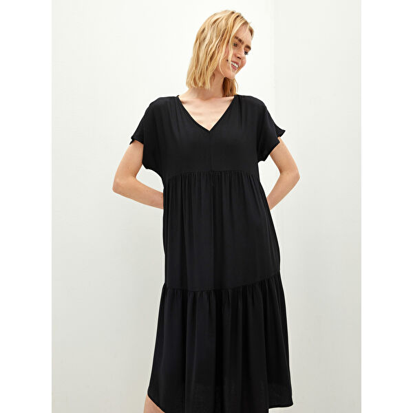 LCW CASUAL V Yaka Düz Kısa Kollu Krep Kumaş Kadın Elbise