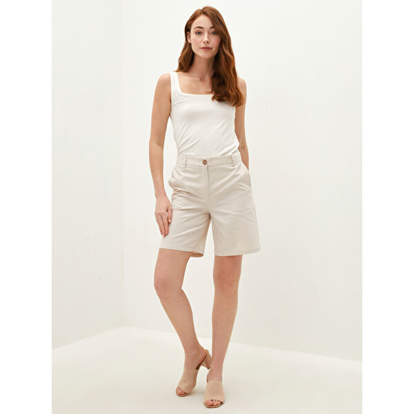 LCW BASIC Cep Detaylı Düz Gabardin Kumaş Kadın Bermuda Şort LCW BASIC Cep Detaylı Düz Gabardin Kumaş Kadın Bermuda Şort