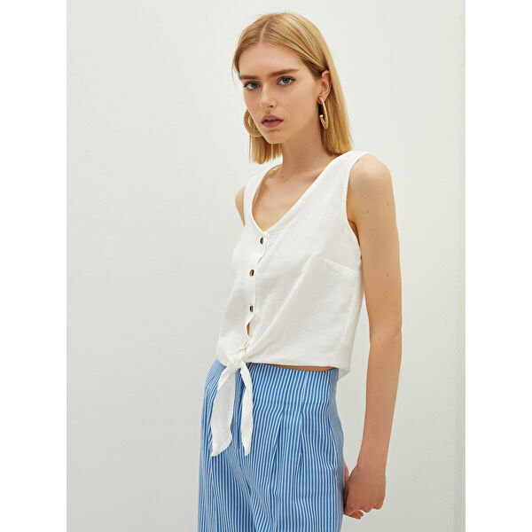 LCW VISION V Yaka Düğmeli Bağlama Detaylı Crop Krinkle Kumaş Kadın Bluz LCW VISION V Yaka Düğmeli Bağlama Detaylı Crop Krinkle Kumaş Kadın Bluz