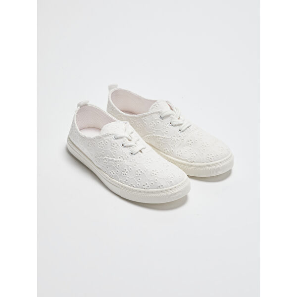 Nakış Detaylı Bağcıklı Kız Çocuk Spor Ayakkabı Nakış Detaylı Bağcıklı Kız Çocuk Spor Ayakkabı