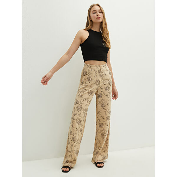 LCW CASUAL Çiçek Desenli Cep Detaylı Geniş Paça Viskon Kadın Pantolon LCW CASUAL Çiçek Desenli Cep Detaylı Geniş Paça Viskon Kadın Pantolon