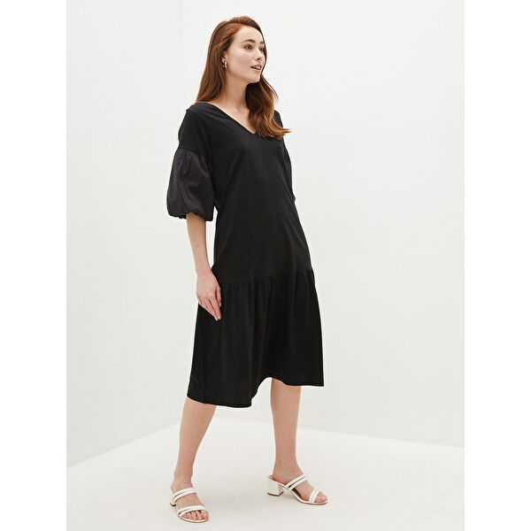 LCW CLASSIC V Yaka Düz Balon Kollu A Kesim Pamuklu Kadın Elbise LCW CLASSIC V Yaka Düz Balon Kollu A Kesim Pamuklu Kadın Elbise