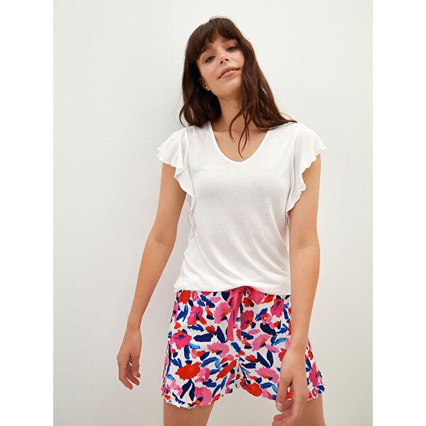 LCW DREAM V Yaka Desenli Kısa Kollu Viskon Kadın Şortlu Pijama Takımı