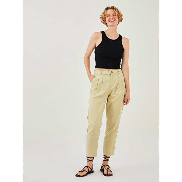 LCW CASUAL Normal Bel Bol Fit Cep Detaylı Kadın Pantolon LCW CASUAL Normal Bel Bol Fit Cep Detaylı Kadın Pantolon