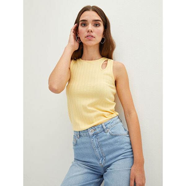 LCW VISION Bisiklet Yaka Düz Kolsuz Kaşkorse Kumaş Kadın Atlet LCW VISION Bisiklet Yaka Düz Kolsuz Kaşkorse Kumaş Kadın Atlet