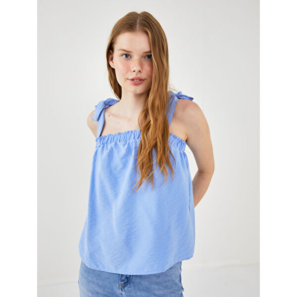 Kare Yaka Askılı Düz Dobby Kumaş Kadın Bluz