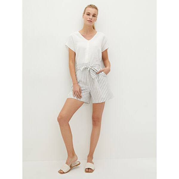 LCW BASIC Beli Lastikli Çizgili Cep Detaylı Pamuklu Kadın Şort