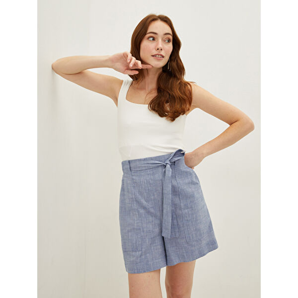 LCW BASIC Beli Lastikli Düz Cep Detaylı Kadın Bermuda Şort LCW BASIC Beli Lastikli Düz Cep Detaylı Kadın Bermuda Şort