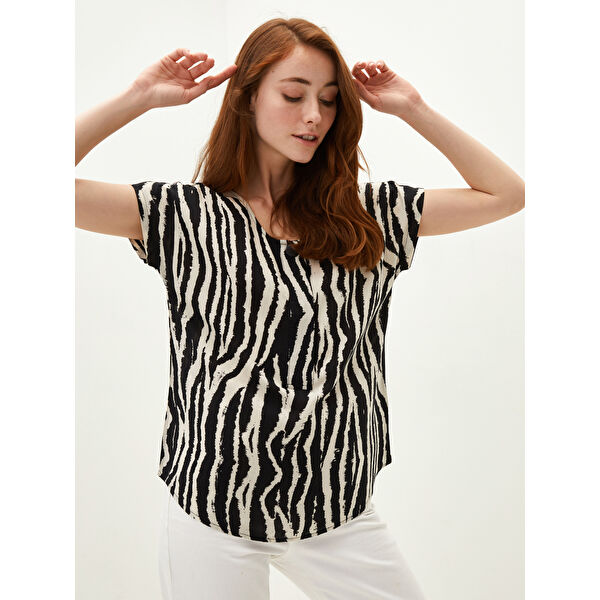 LCW CLASSIC Düğmeli Bisiklet Yaka Desenli Kısa Kollu Viskon Kadın Bluz