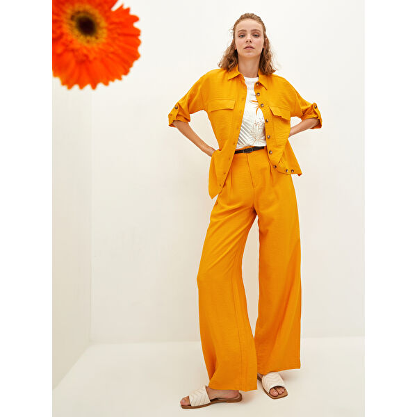 LCW CASUAL Beli Kemerli Bol Fit Geniş Paça Kadın Pantolon LCW CASUAL Beli Kemerli Bol Fit Geniş Paça Kadın Pantolon