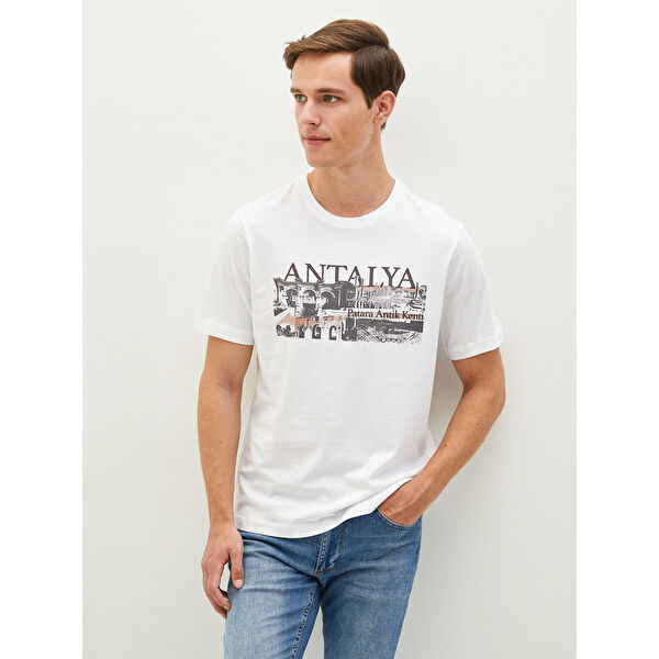 LCW CLASSIC Bisiklet Yaka Kısa Kollu Antalya Baskılı Penye Erkek Tişört LCW CLASSIC Bisiklet Yaka Kısa Kollu Antalya Baskılı Penye Erkek Tişört