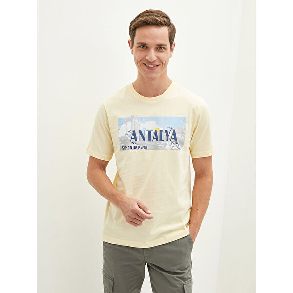 LCW CLASSIC Bisiklet Yaka Kısa Kollu Antalya Baskılı Penye Erkek Tişört LCW CLASSIC Bisiklet Yaka Kısa Kollu Antalya Baskılı Penye Erkek Tişört