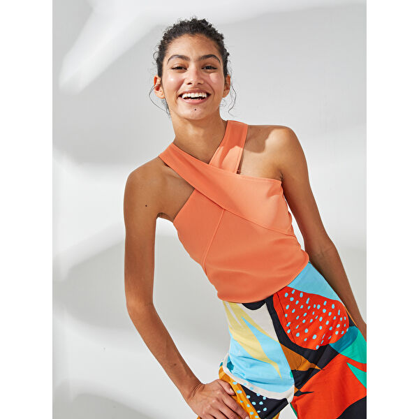 Çapraz Askılı Düz Kadın Bluz Çapraz Askılı Düz Kadın Bluz