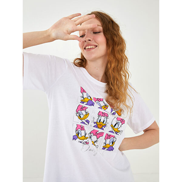 Büyük Beden Bisiklet Yaka Daisy Duck Baskılı Kısa Kollu Pamuklu Kadın Tişört