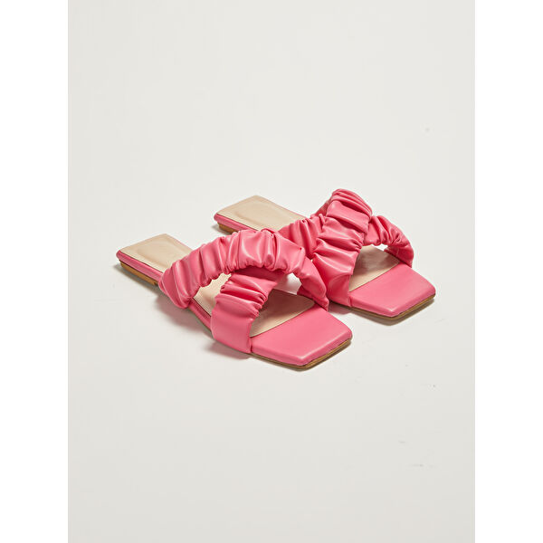 Deri Görünümlü Çapraz Bantlı Kadın Terlik