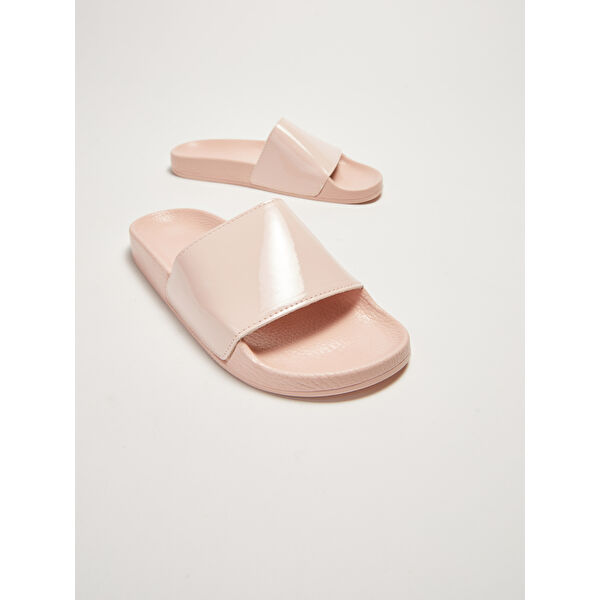 Deri Görünümlü Tek Bantlı Kadın Terlik