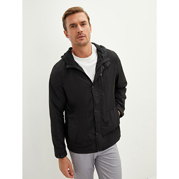 LCW CLASSIC Standart Kalıp Kapüşonlu İnce Erkek Yağmurluk