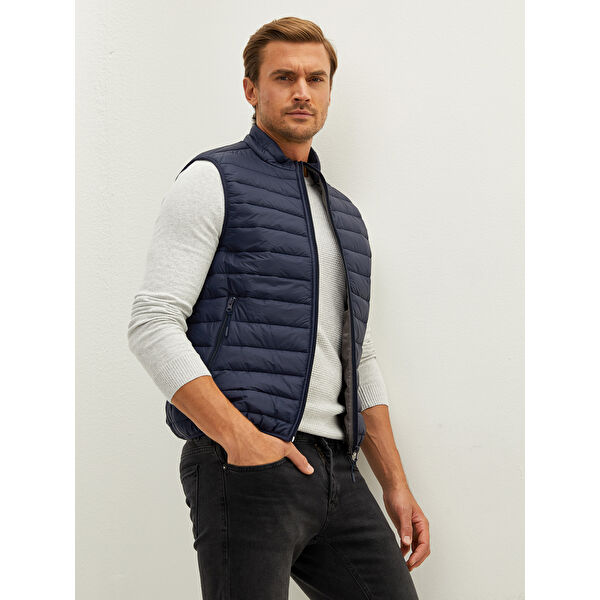Slim Fit Dik Yaka İnce Erkek Yelek Slim Fit Dik Yaka İnce Erkek Yelek