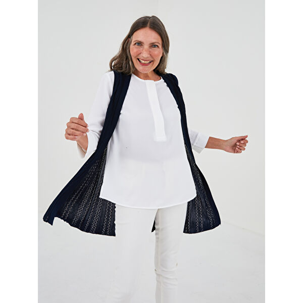 Şal Yaka Kendinden Desenli Kolsuz Kadın Triko Yelek Şal Yaka Kendinden Desenli Kolsuz Kadın Triko Yelek