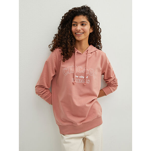 Kapüşon Yaka Baskılı Uzun Kollu Kadın Sweatshirt Kapüşon Yaka Baskılı Uzun Kollu Kadın Sweatshirt