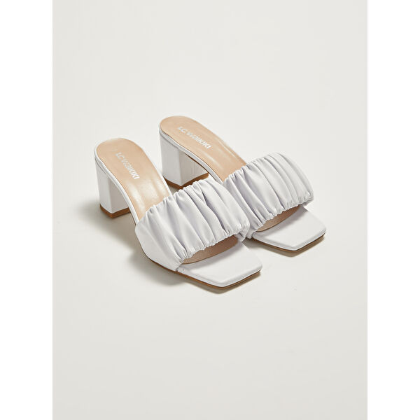 Deri Görünümlü Tek Bantlı Topuklu Kadın Terlik