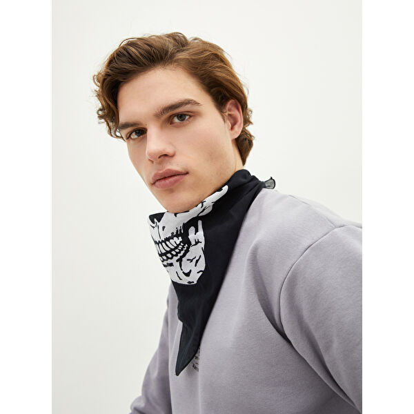 Kuru Kafa Baskılı Erkek Bandana Kuru Kafa Baskılı Erkek Bandana